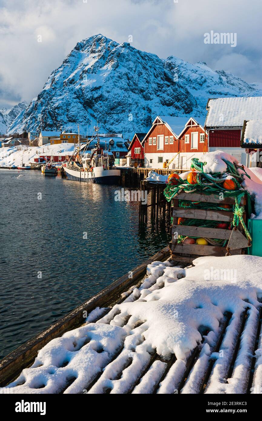 Snow covered jetty at harbor. Lofoten, Norway Stock Photo - Alamy