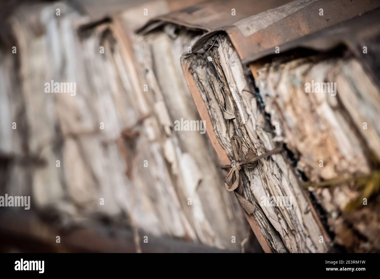 Archival filing hi-res stock photography and images - Alamy