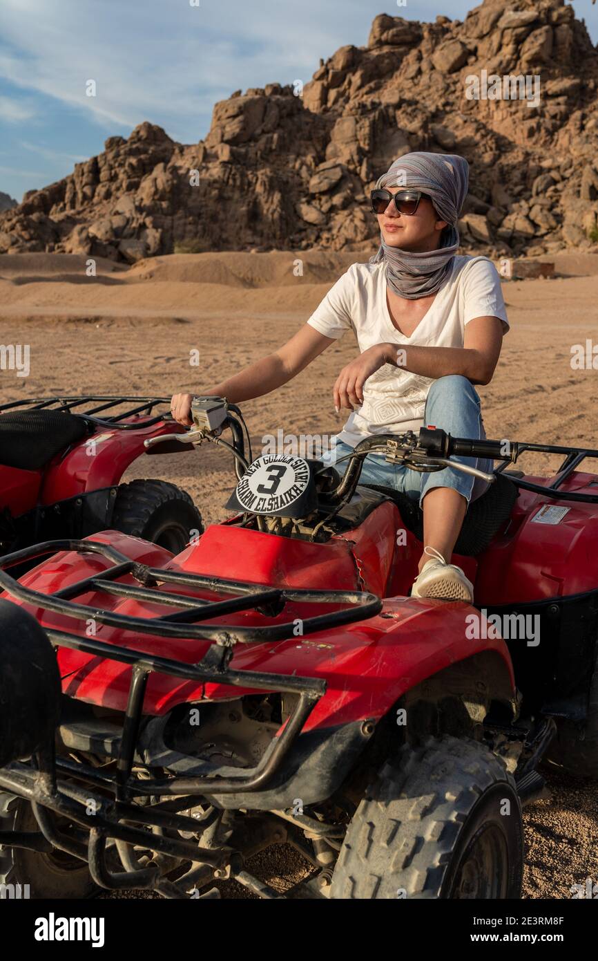 Quad bike desert woman hi-res stock photography and images - Alamy