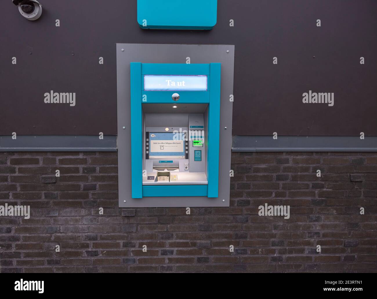 Bank automat hi-res stock photography and images - Alamy
