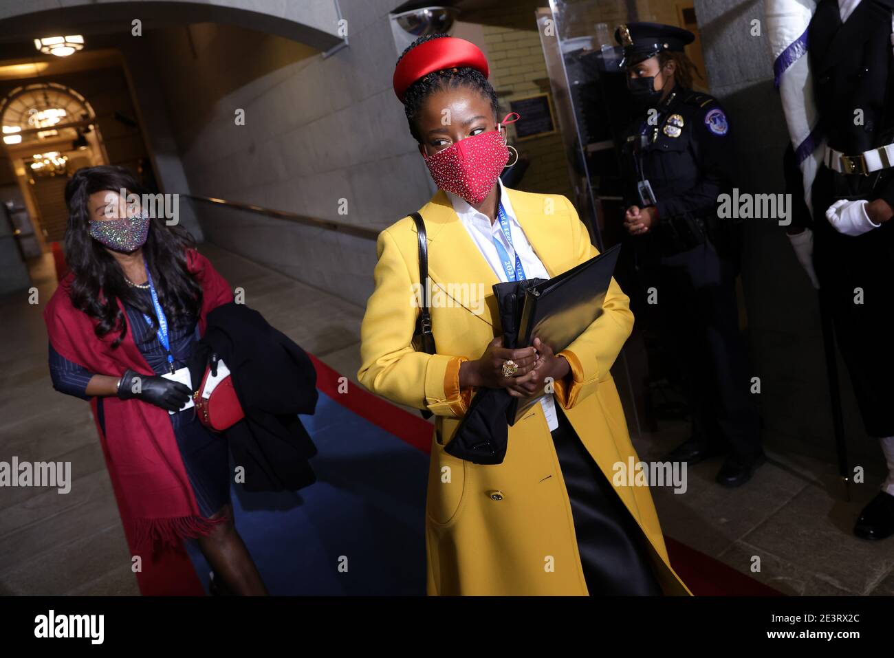 Poet laureate of the united states hi-res stock photography and images ...