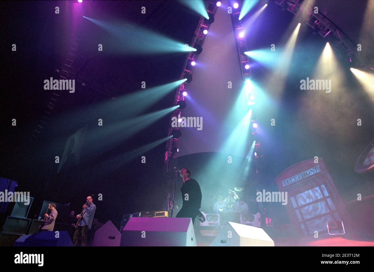 Oasis in Concert at Wembley Arena in London, UK. 16th December 1997 ...