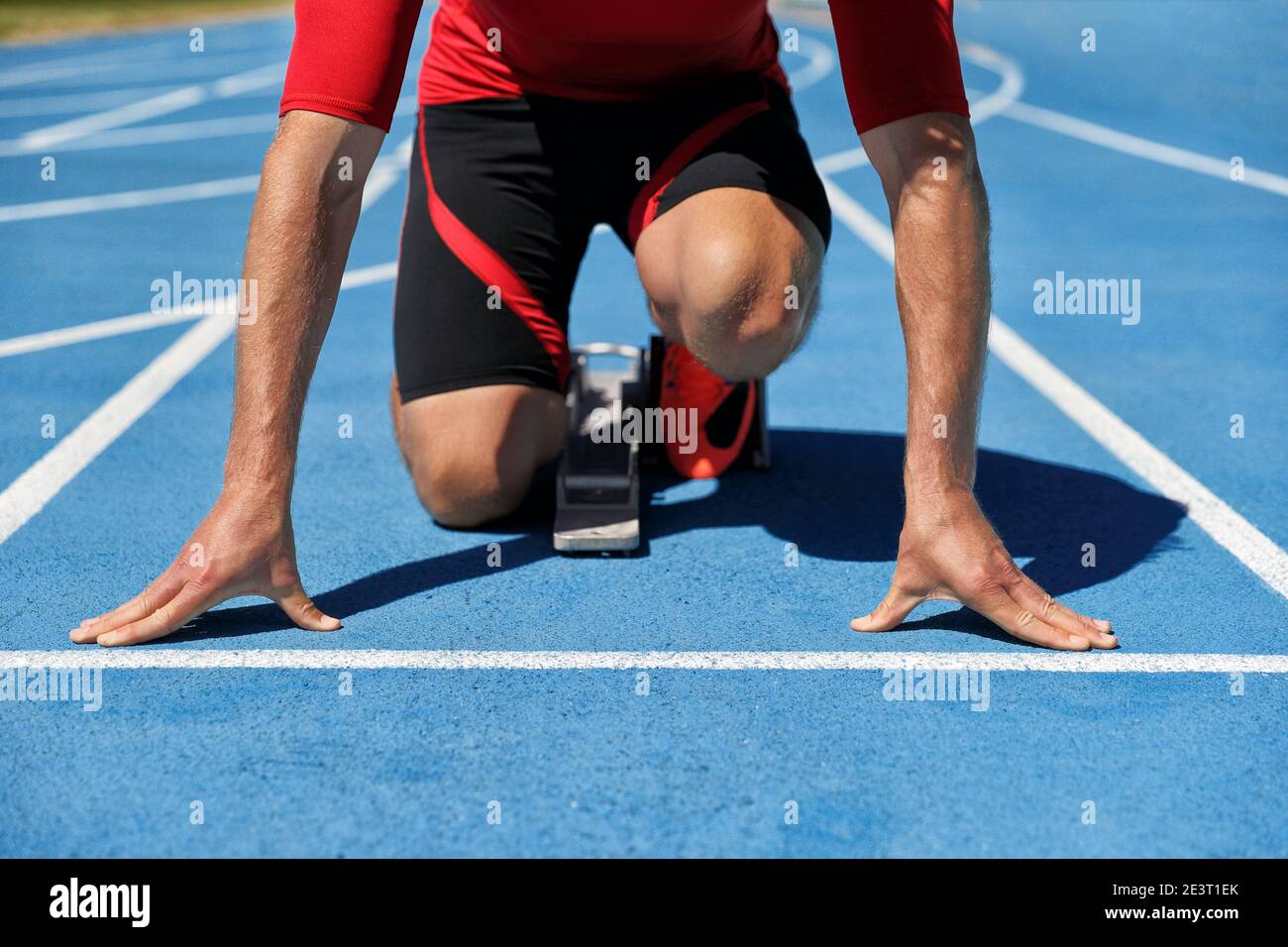 Sprint goal hi-res stock photography and images - Alamy
