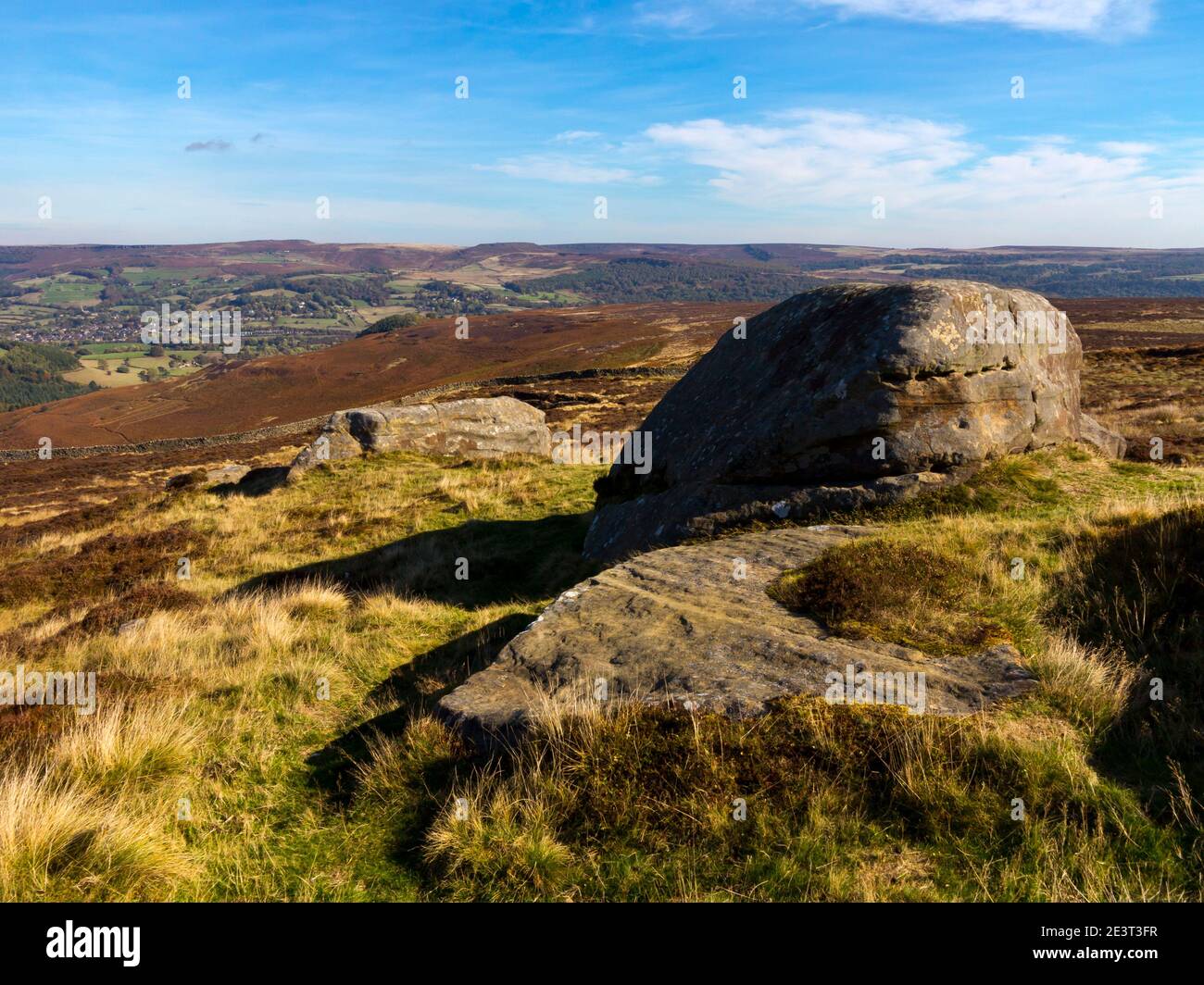 Autumn landscape with rock formations at Eyam Moor in the Peak District ...