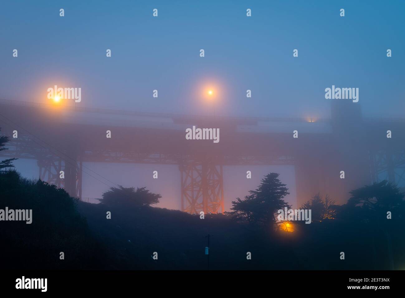 Golden point hi-res stock photography and images - Alamy