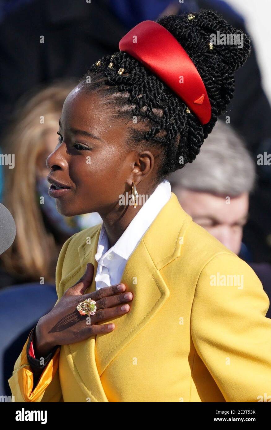 Amanda gorman biden inauguration hi-res stock photography and images ...