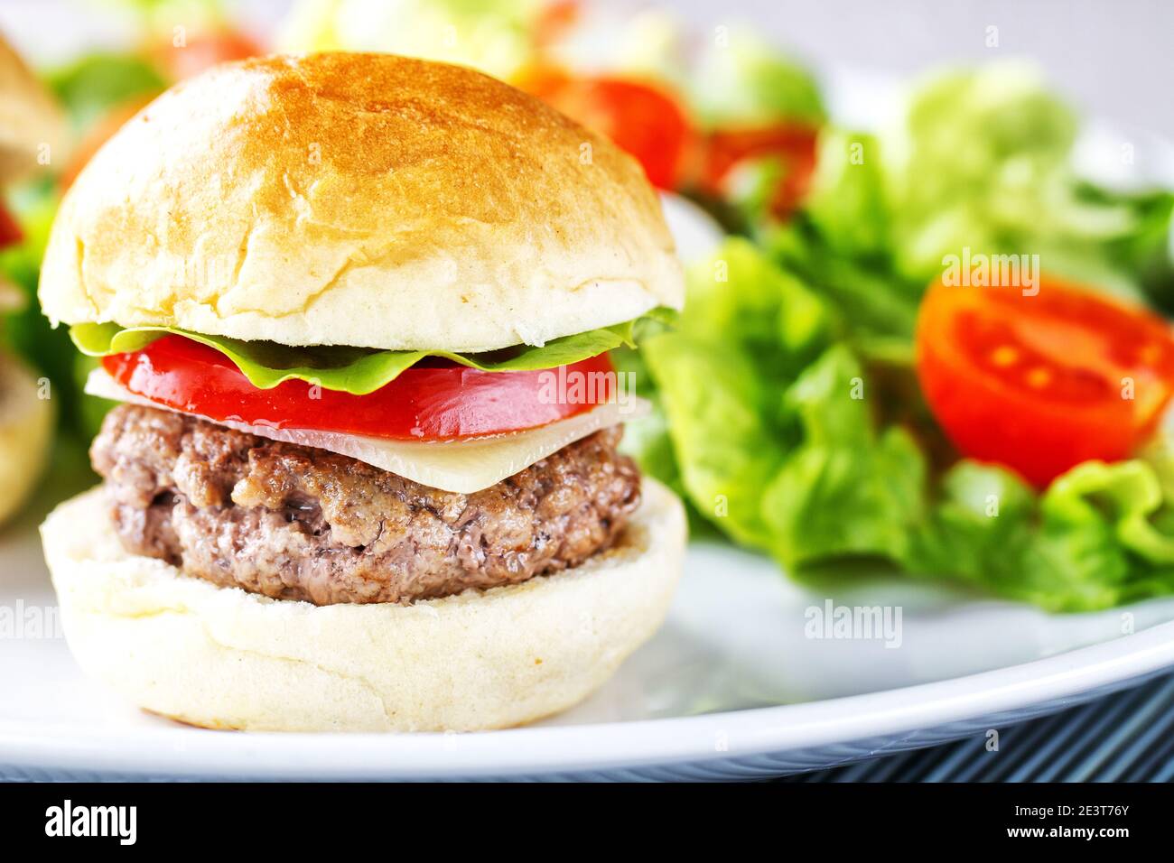 Mini burgers hi-res stock photography and images - Alamy