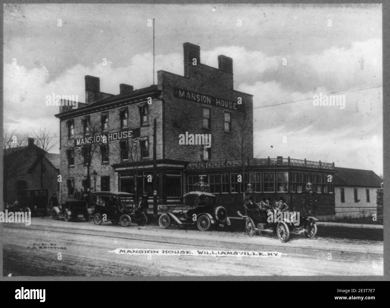 Williamsville Black and White Stock Photos & Images - Alamy