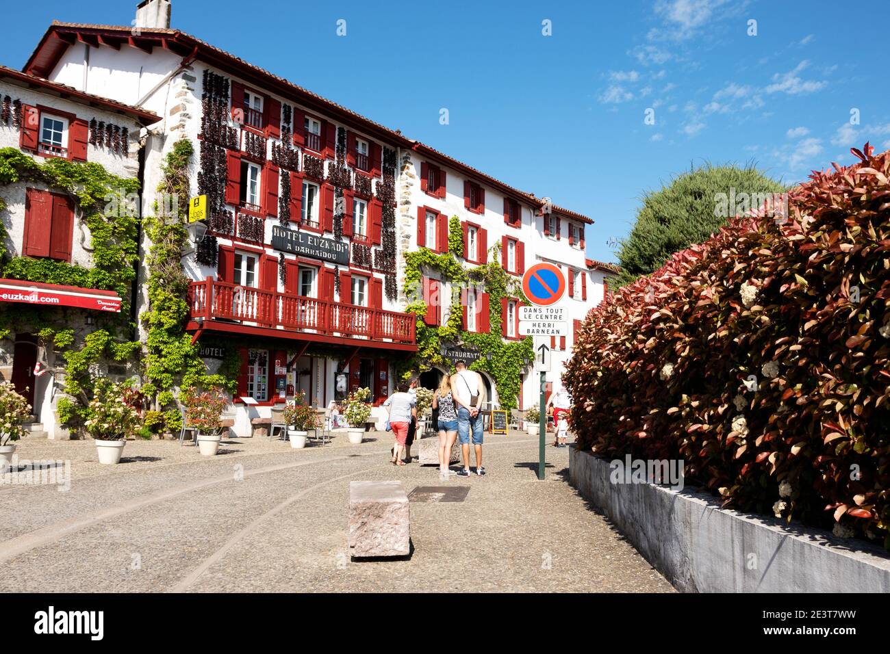 ESPELETTE, FRANCE - AVRIL 19, 2018: Tourists visiting picturesque ...