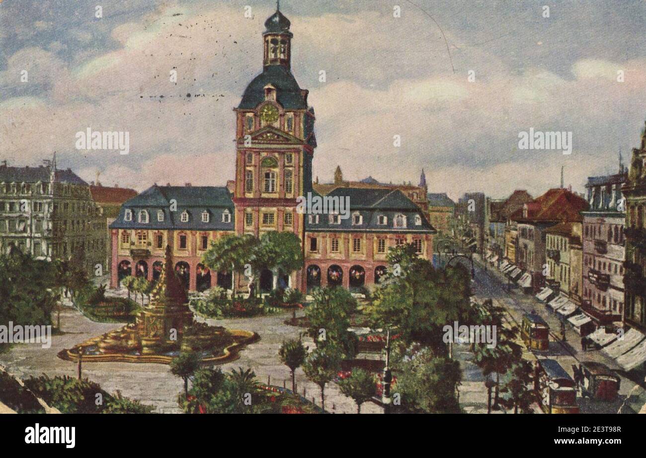 Mannheim paradeplatz hi-res stock photography and images - Alamy