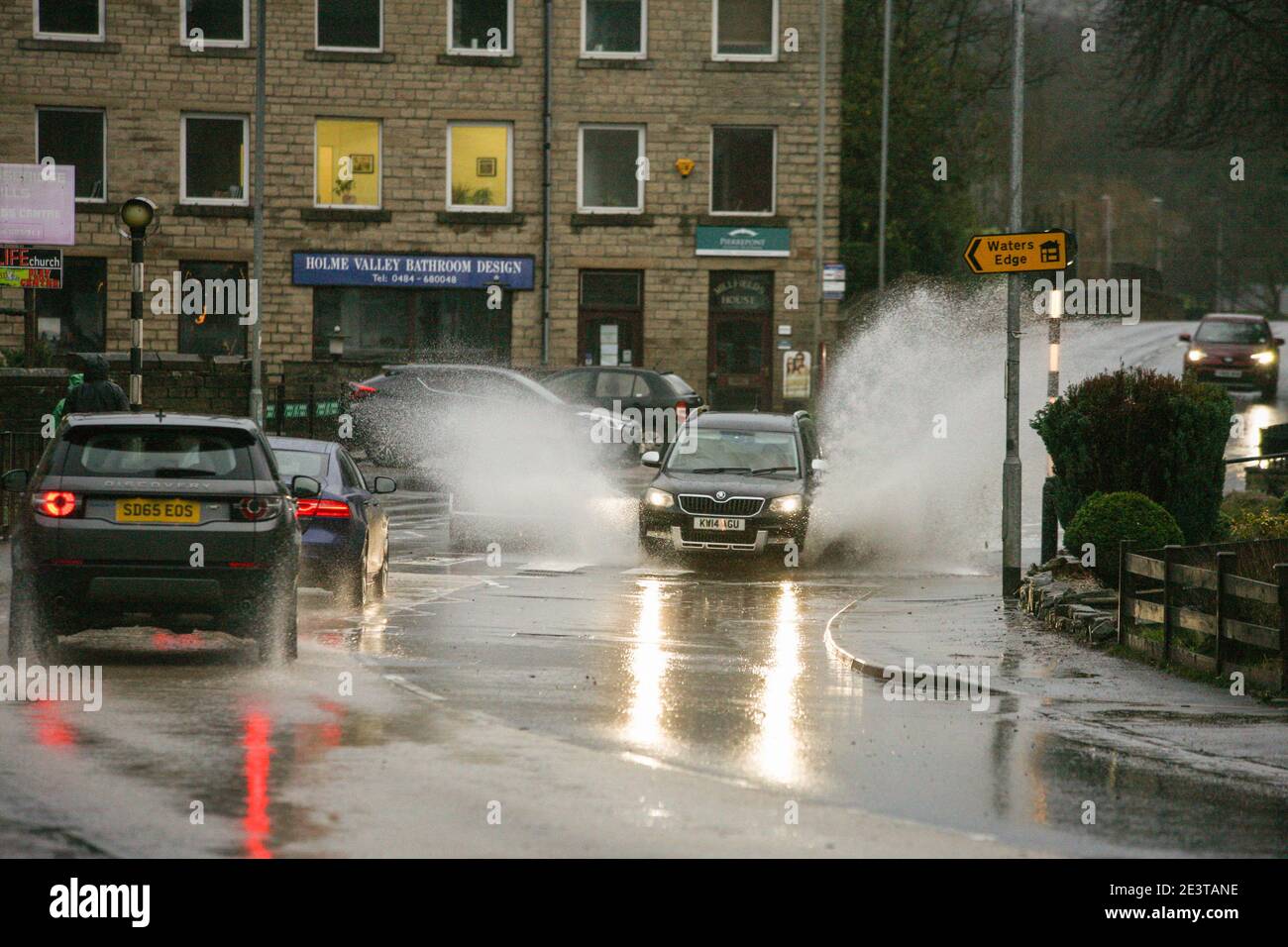 Splashing in floods hi-res stock photography and images - Alamy