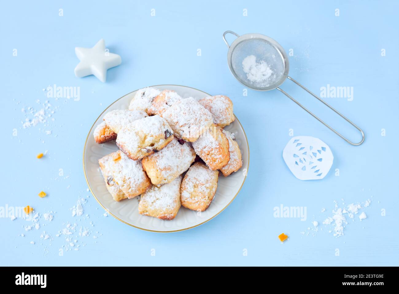 Stollen and cookies hi-res stock photography and images - Alamy