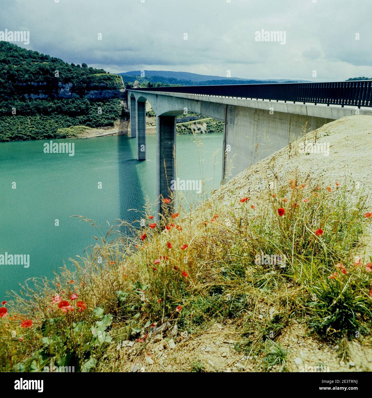Barrage de vouglans hi-res stock photography and images - Alamy