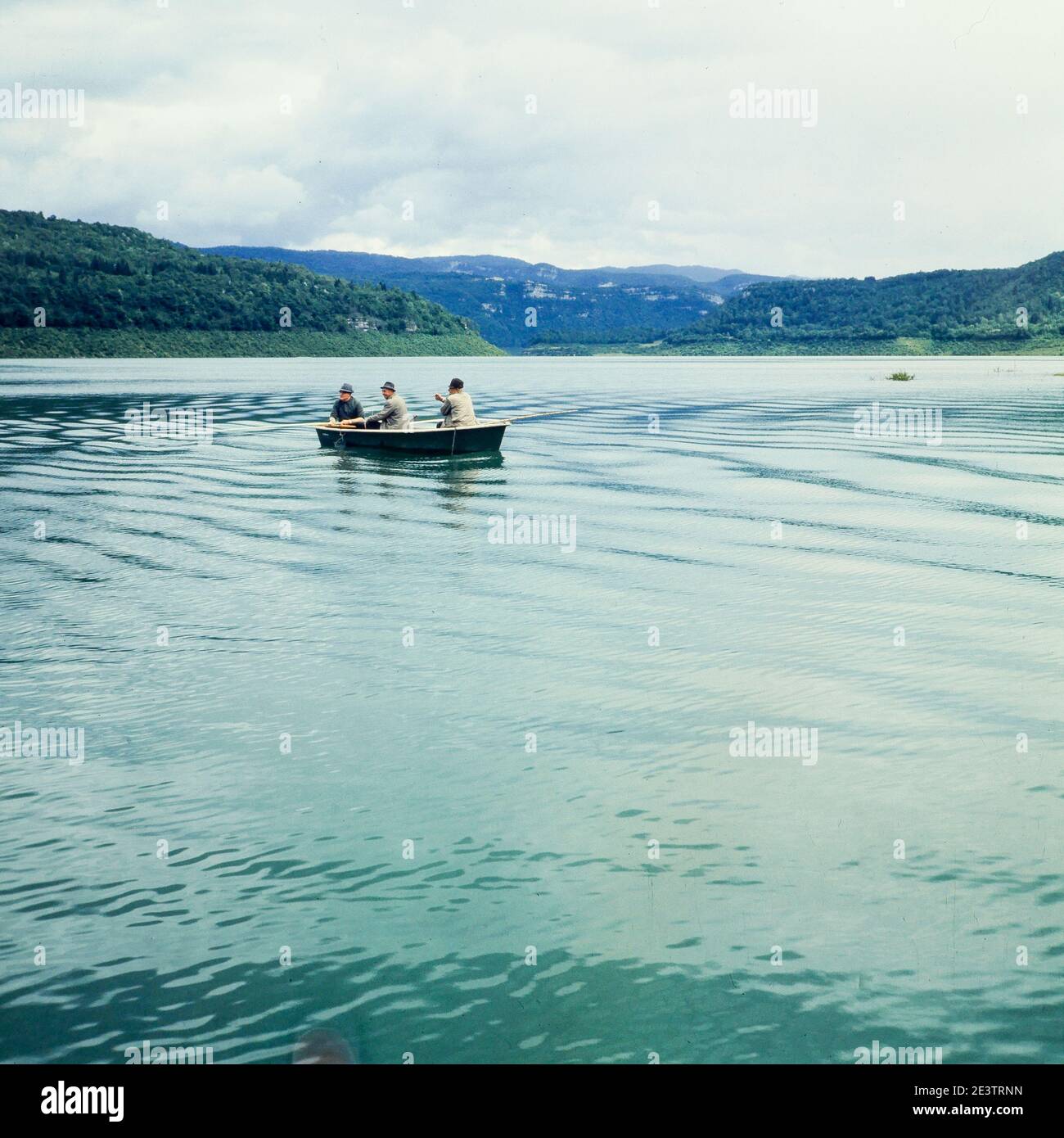 Barrage de vouglans hi-res stock photography and images - Alamy