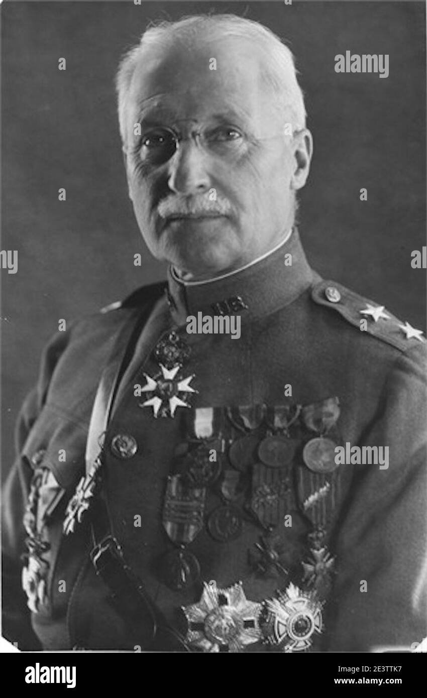 Major general lewis general hi-res stock photography and images - Alamy