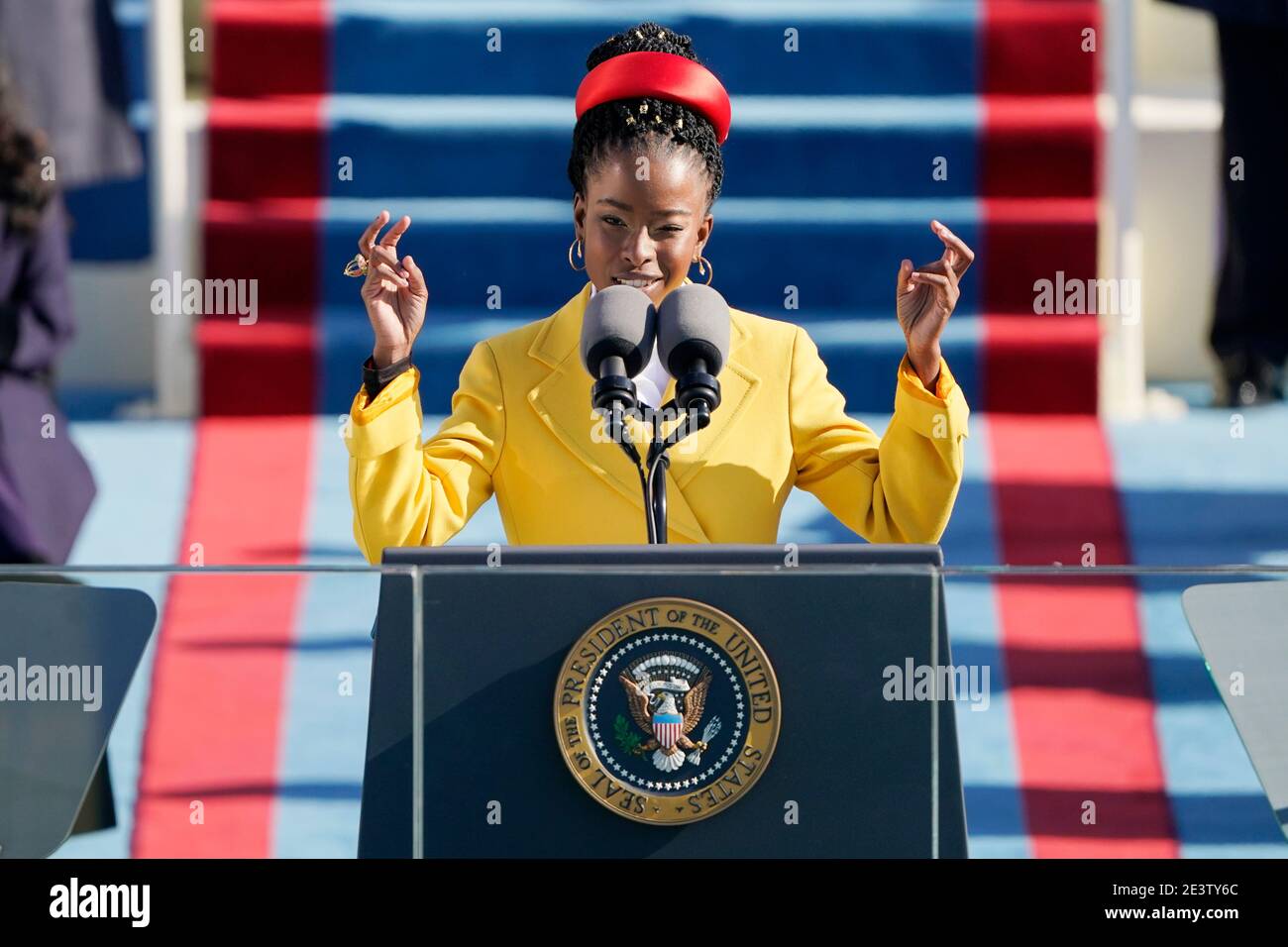 Amanda gorman 2021 inauguration hi-res stock photography and images - Alamy