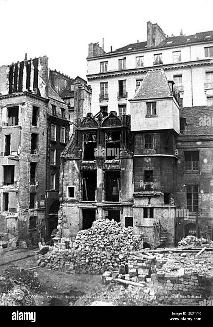 Démolition de maison hi-res stock photography and images - Alamy