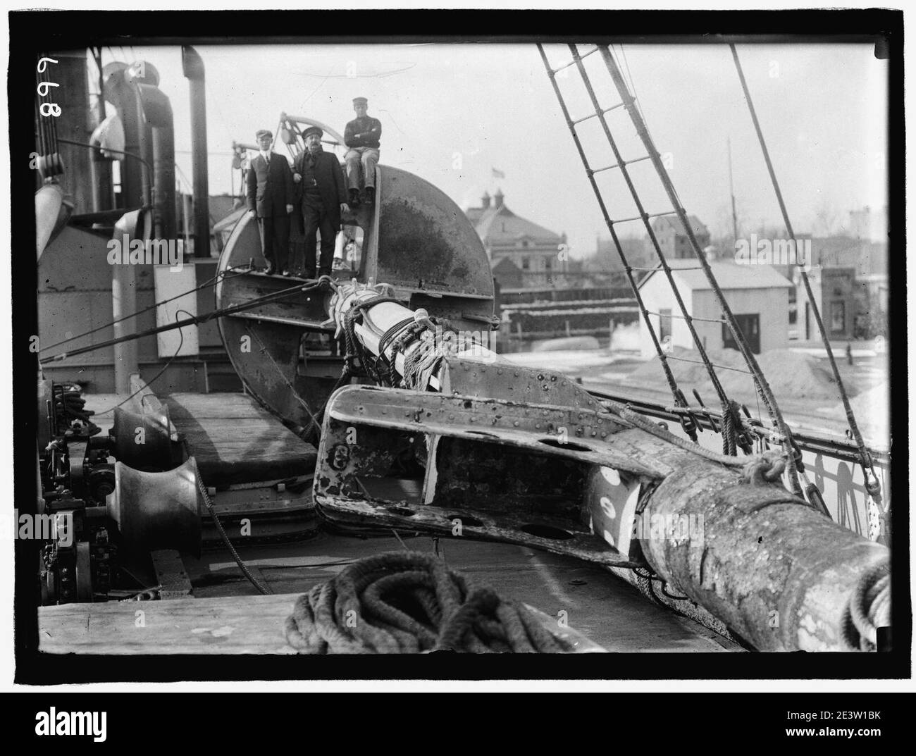 MAINE, U.S.S. MAST OF THE MAINE Stock Photo - Alamy