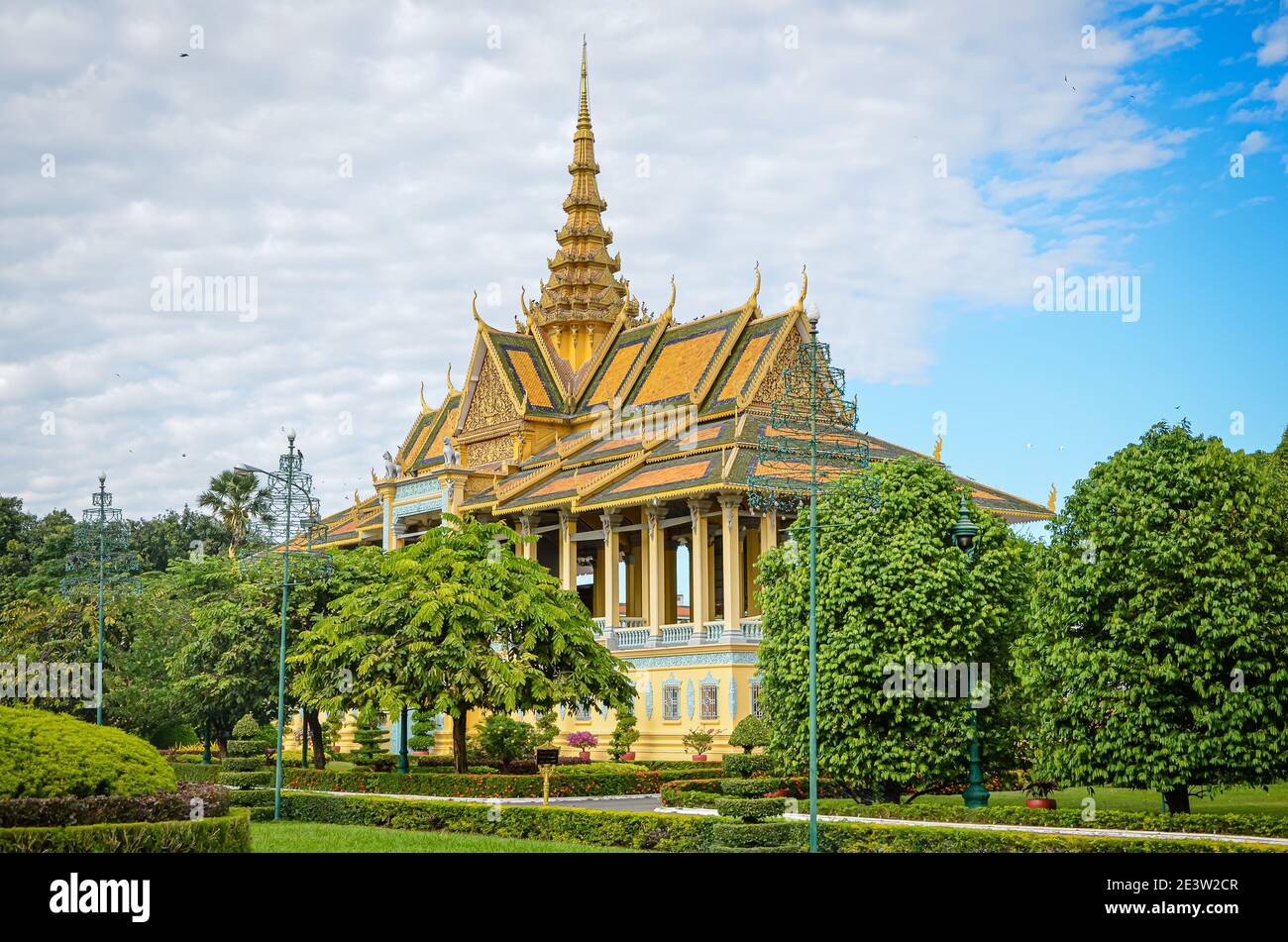 The Royal Palace, Phnom Penh, Cambodia Stock Photo - Alamy