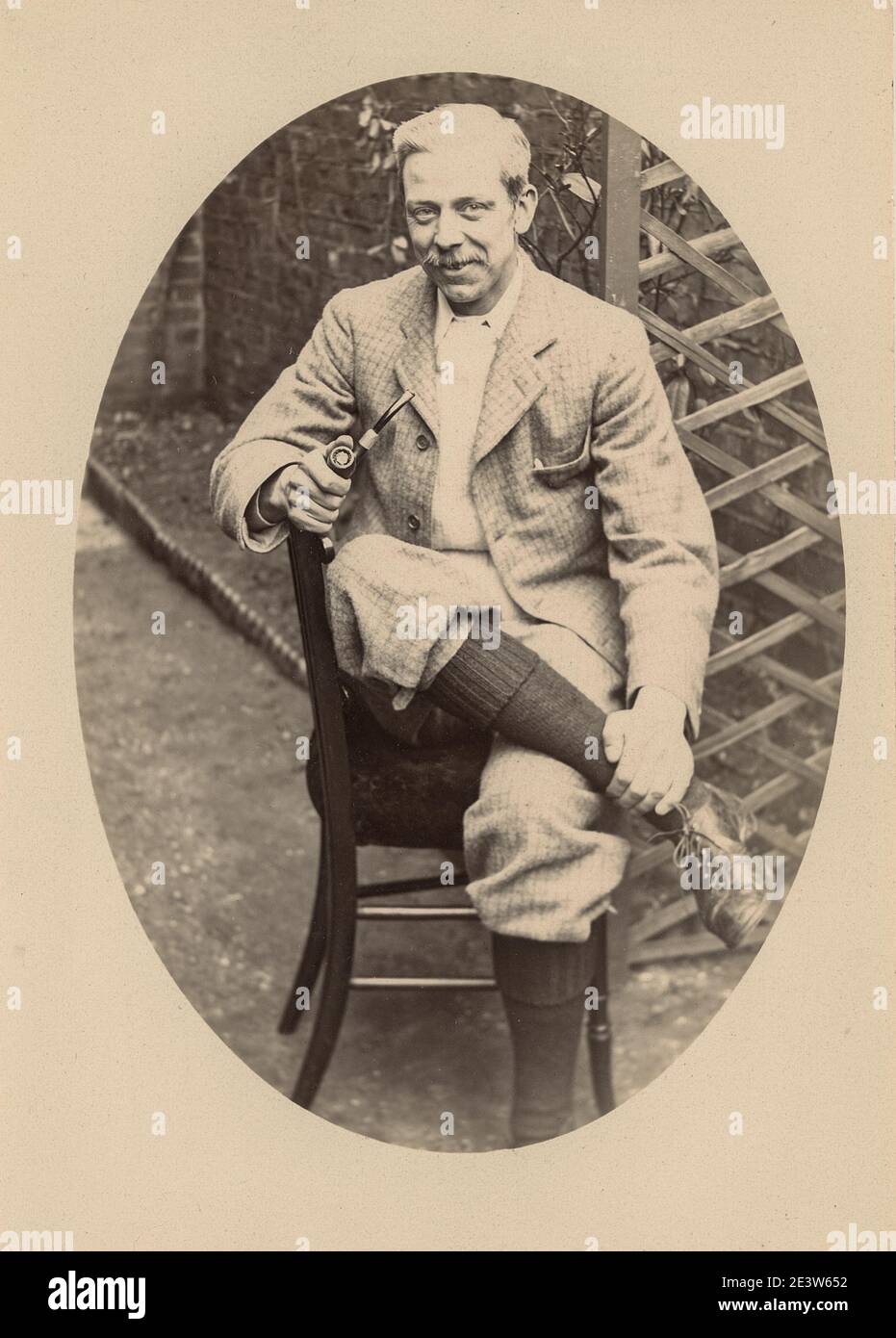 Victorian fashion man hi-res stock photography and images - Alamy