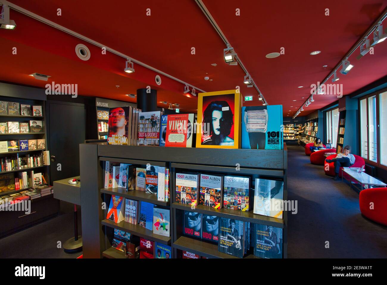 Berlin book shop hi-res stock photography and images - Alamy