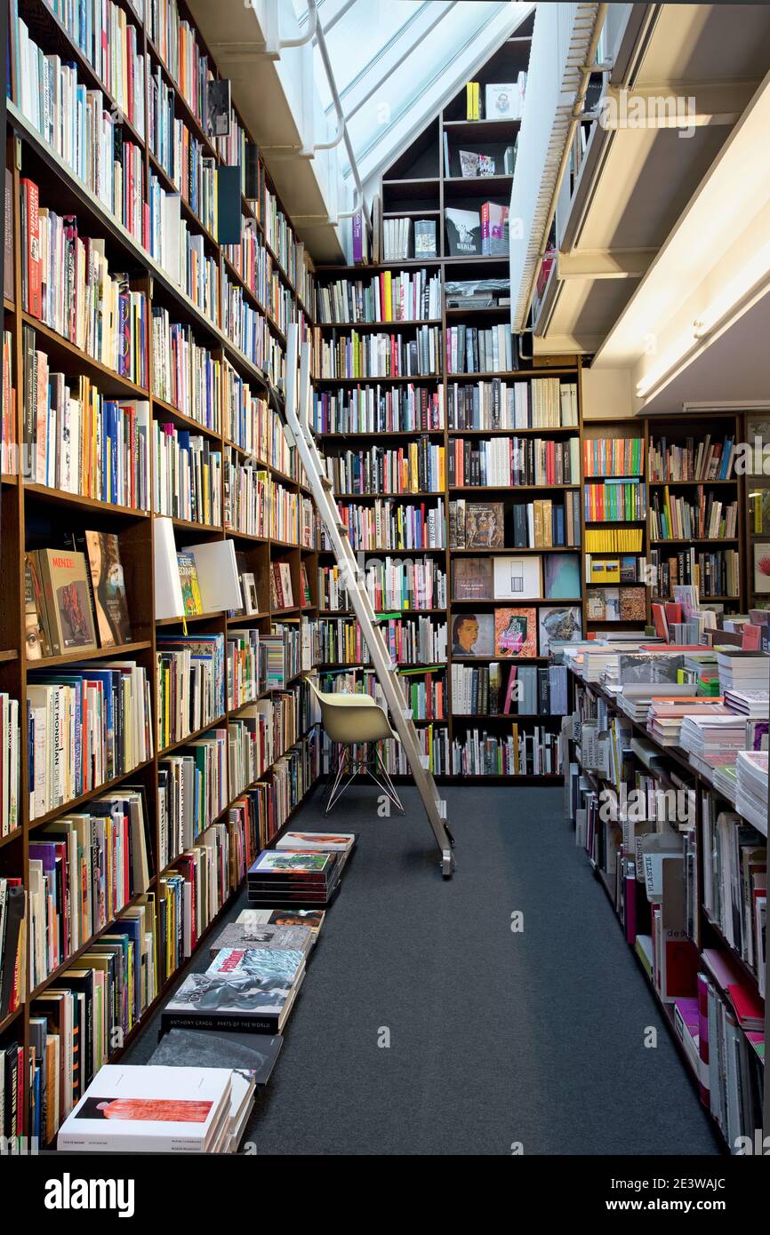 Koenig books hi-res stock photography and images - Alamy