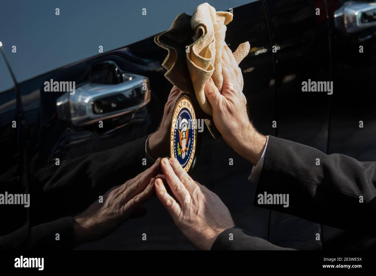 Us secret service car hi-res stock photography and images - Alamy