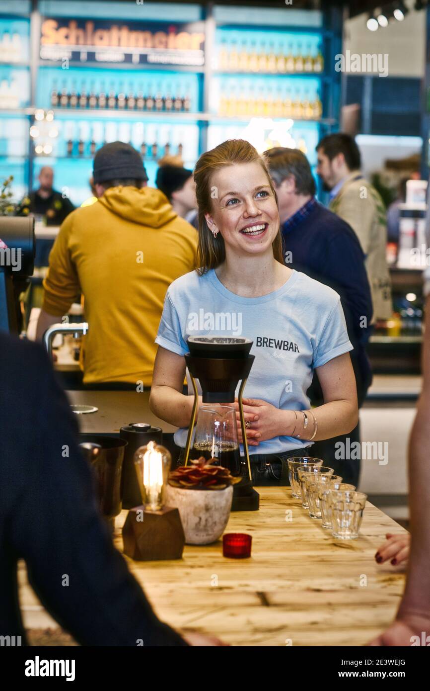 German coffee filter hi-res stock photography and images - Alamy