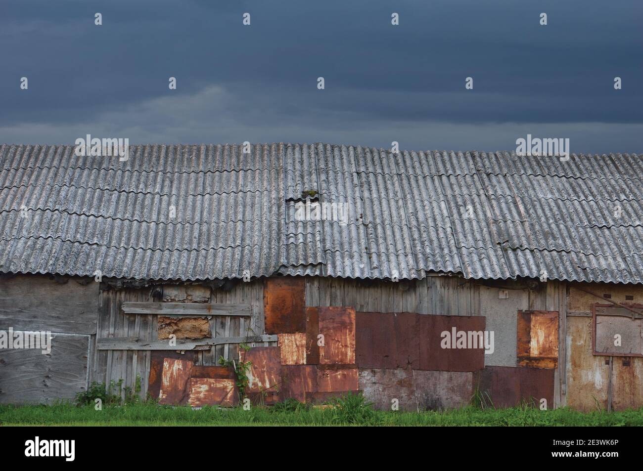 Zinc shack hi-res stock photography and images - Alamy