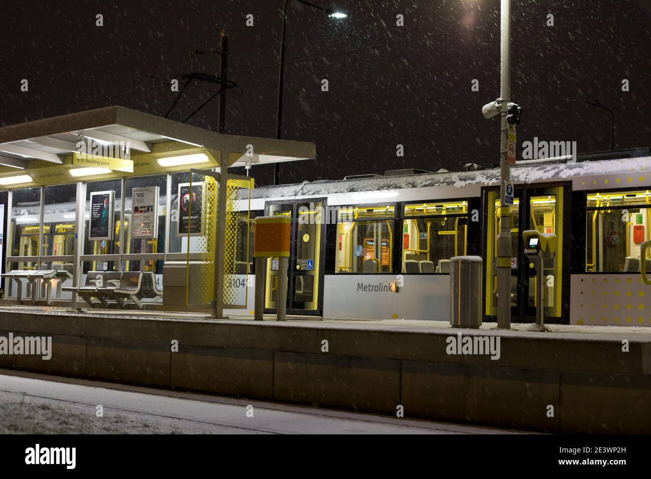 Unexpected and unforecast snow in UK from Storm Christoph, Manchester ...
