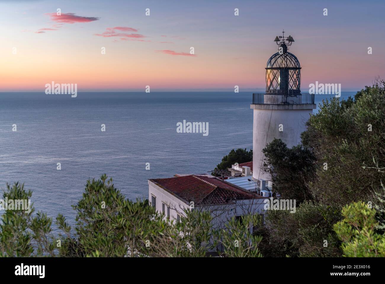 LIGHTHOUSE MUNTANYA DE SANT SEBASTIA DE LA GUARDA LLAFRANC COSTA BRAVA ...
