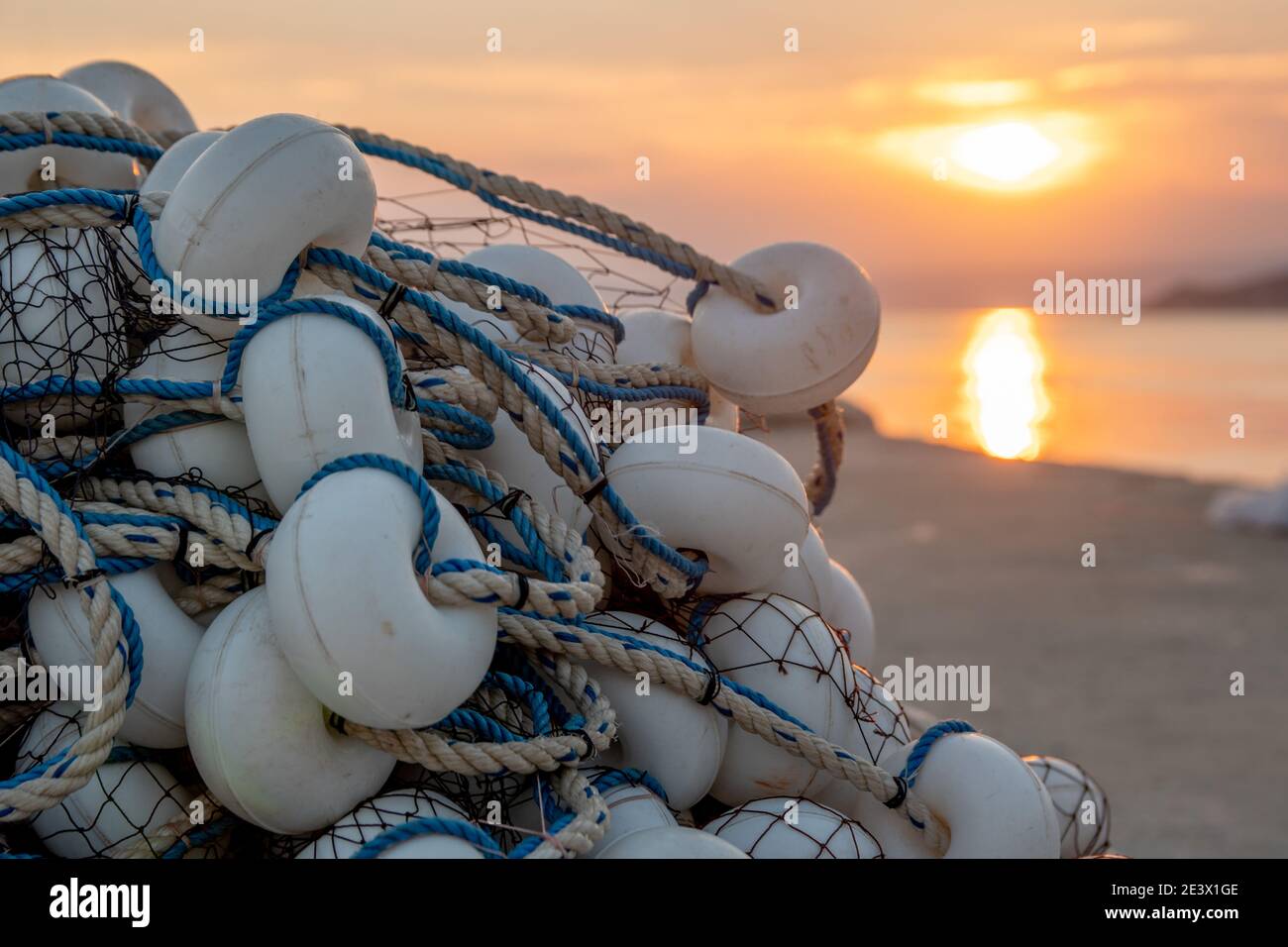 Sea of plastic balls hi-res stock photography and images - Alamy