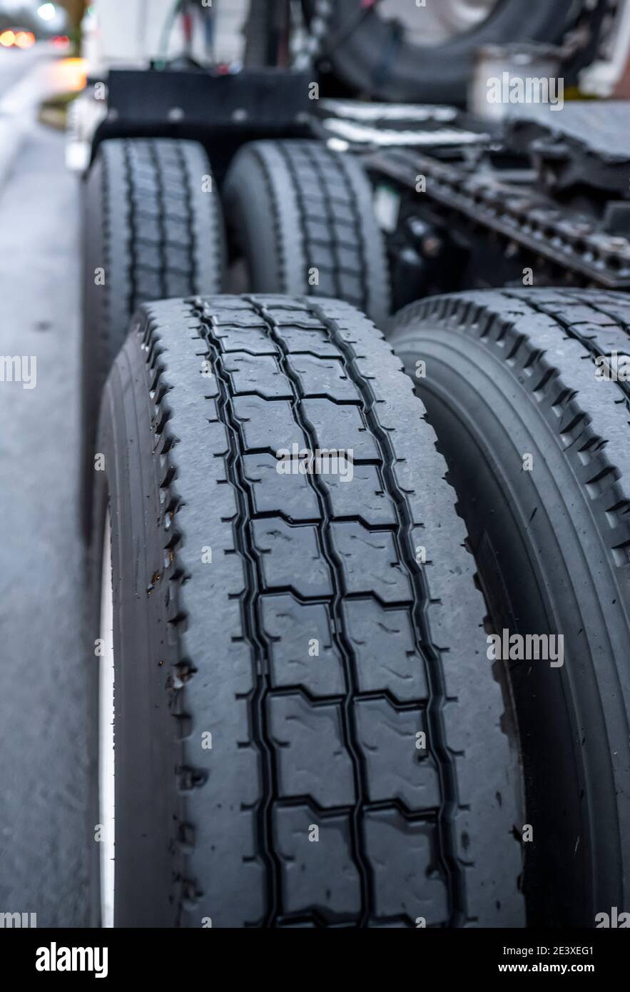 Large tread with grooves and special pattern for durable traction on ...