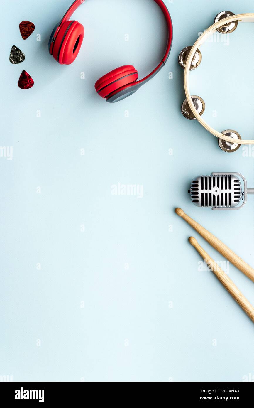 Set of musical instrument top view, flat lay Stock Photo - Alamy