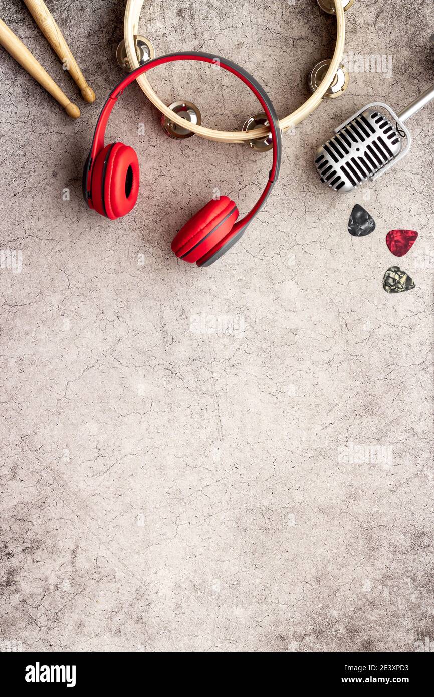 Set of musical instrument top view, flat lay Stock Photo - Alamy
