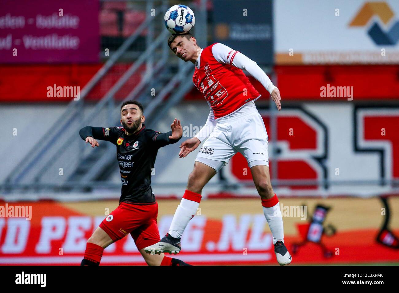 MAASTRICHT, NETHERLANDS - JANUARY 19: L-R: Koen Kostons of MVV during ...