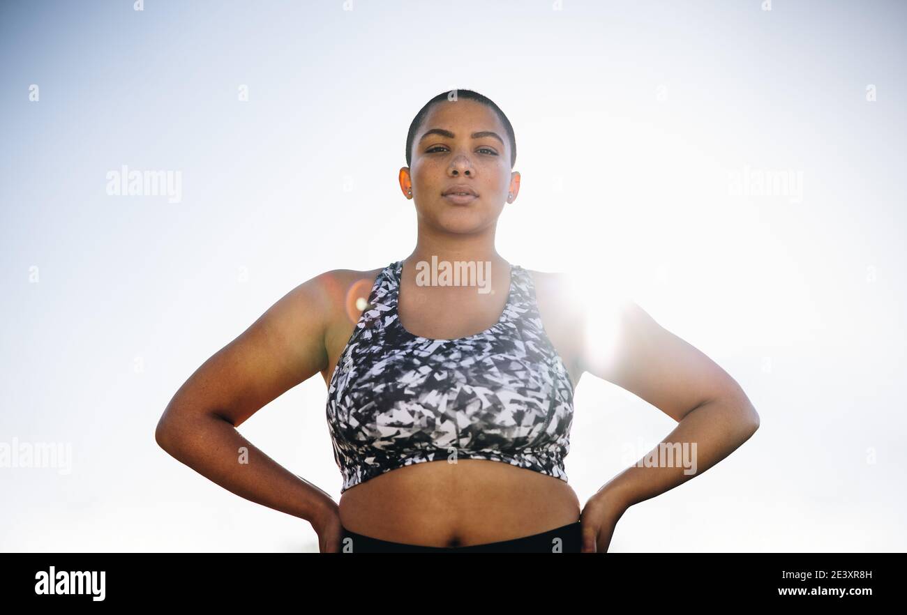 Curvy hips hi-res stock photography and images - Alamy