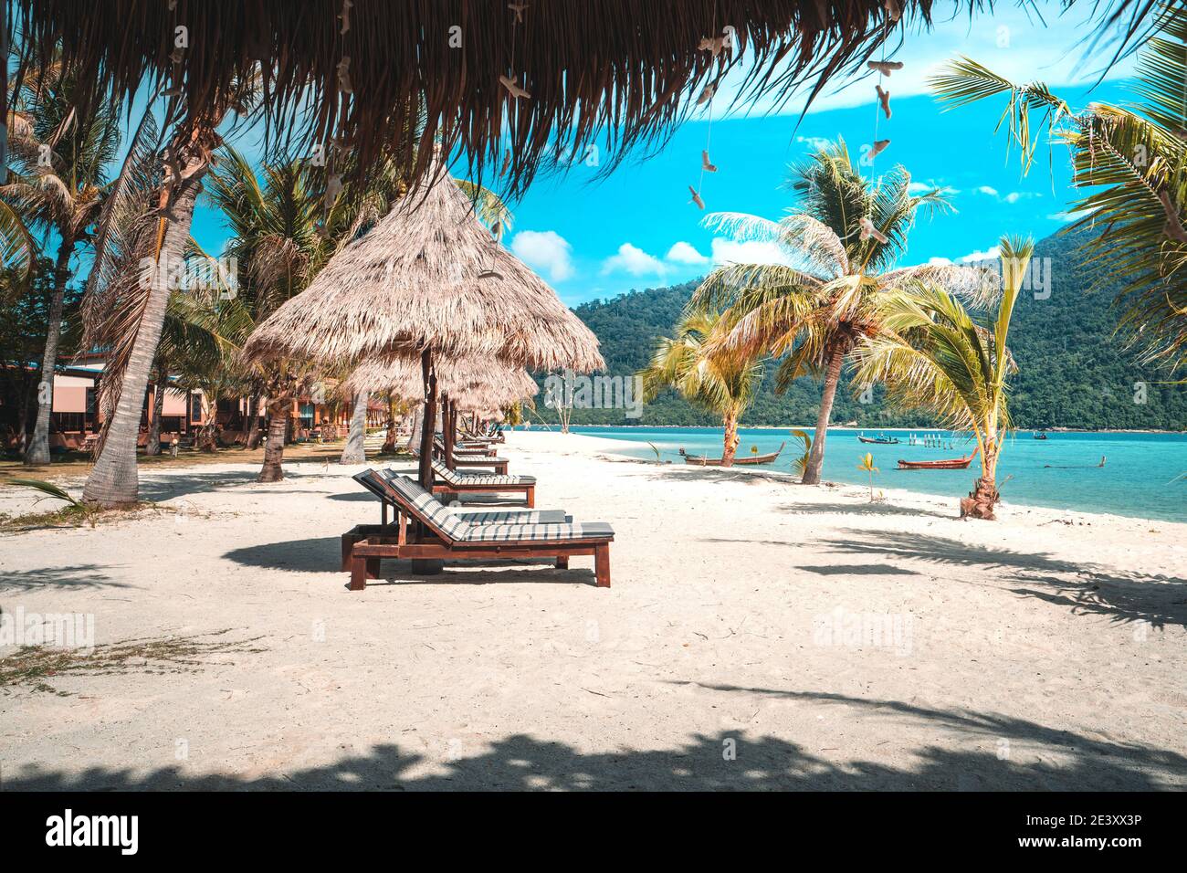Tropical beach in the Lipe Stock Photo - Alamy