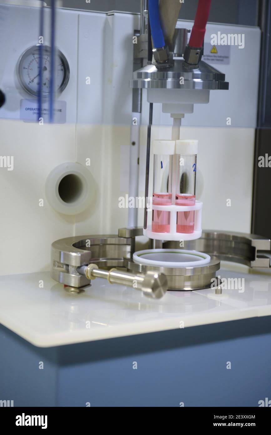 Single reaction chamber microwave digestion system hi-res stock ...