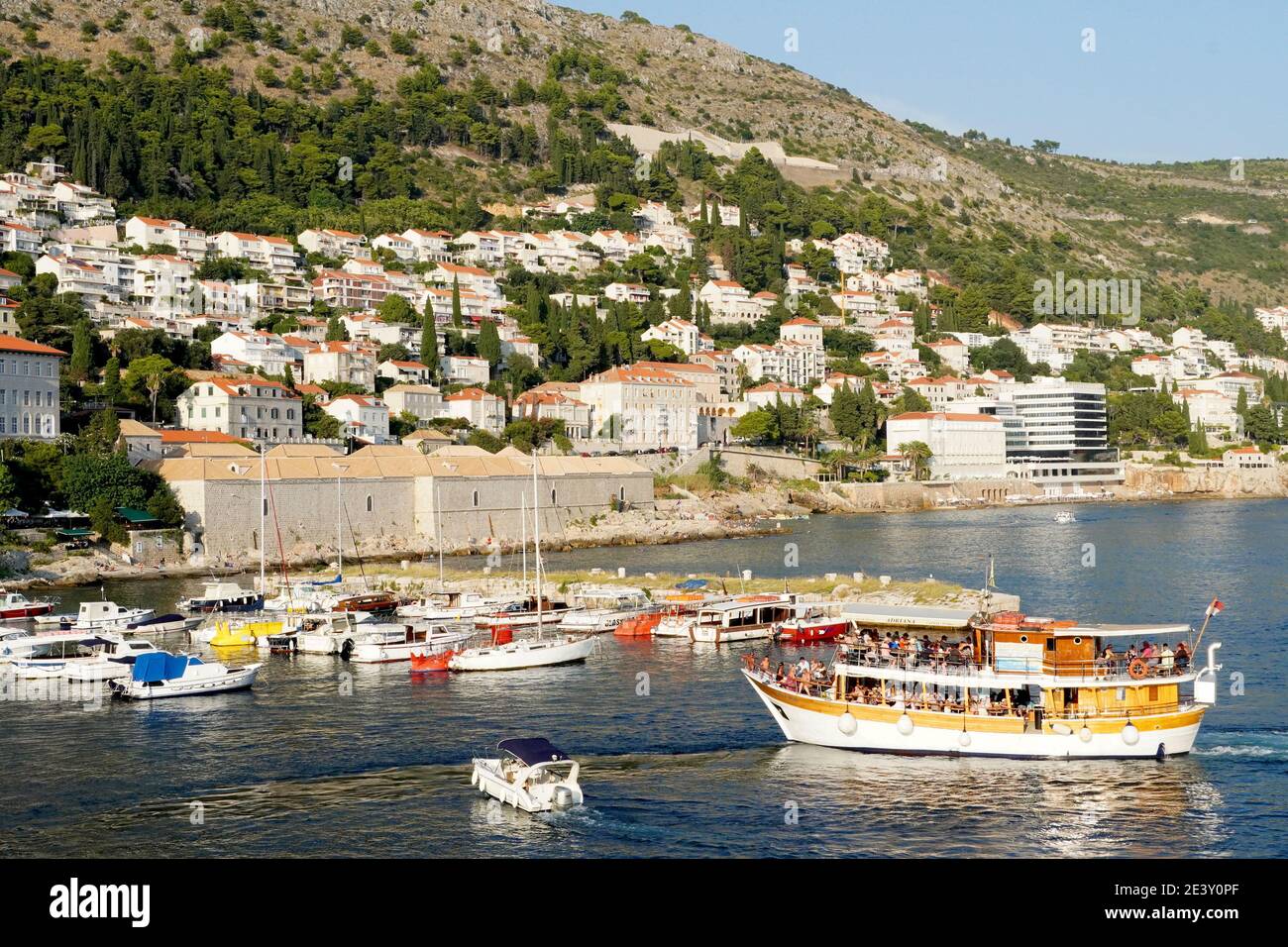 Dubrovnik lokrum boat hi-res stock photography and images - Alamy