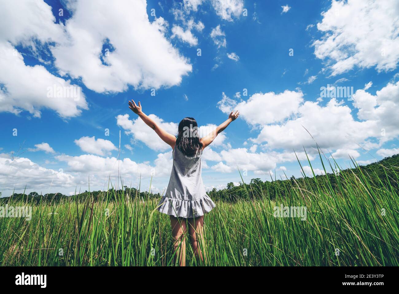 Woman autumn fun sun arms hi-res stock photography and images - Alamy