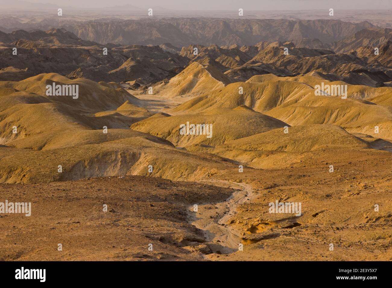 Paisaje lunar Swakopmund Desierto Namib Namibia Stock Photo - Alamy
