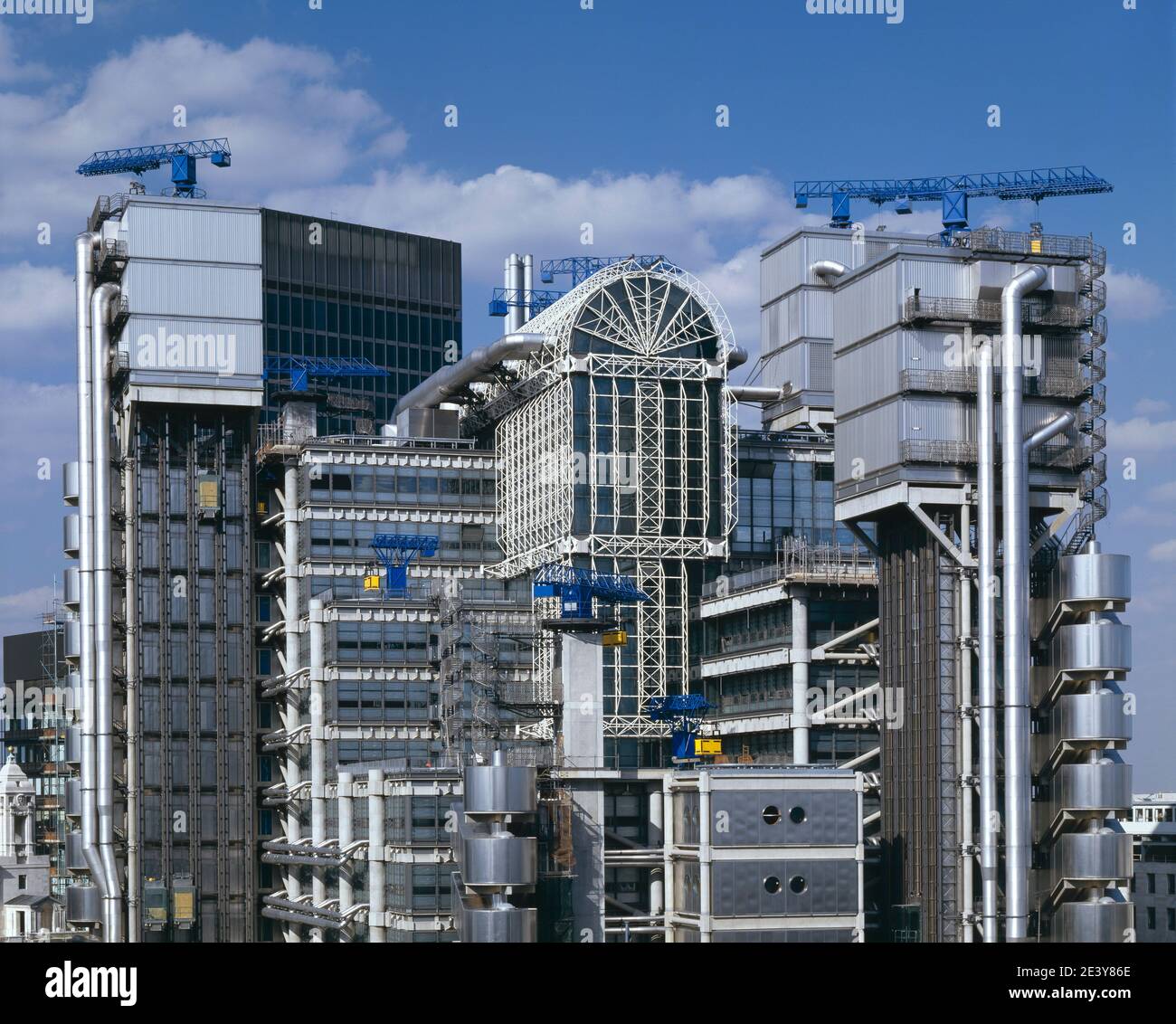 London landmarks 1980s hi-res stock photography and images - Alamy