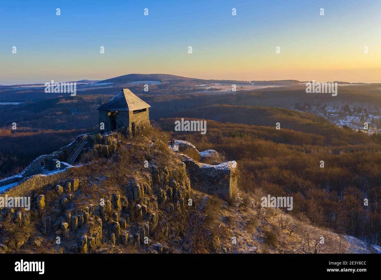 Castle of salgo hi-res stock photography and images - Alamy