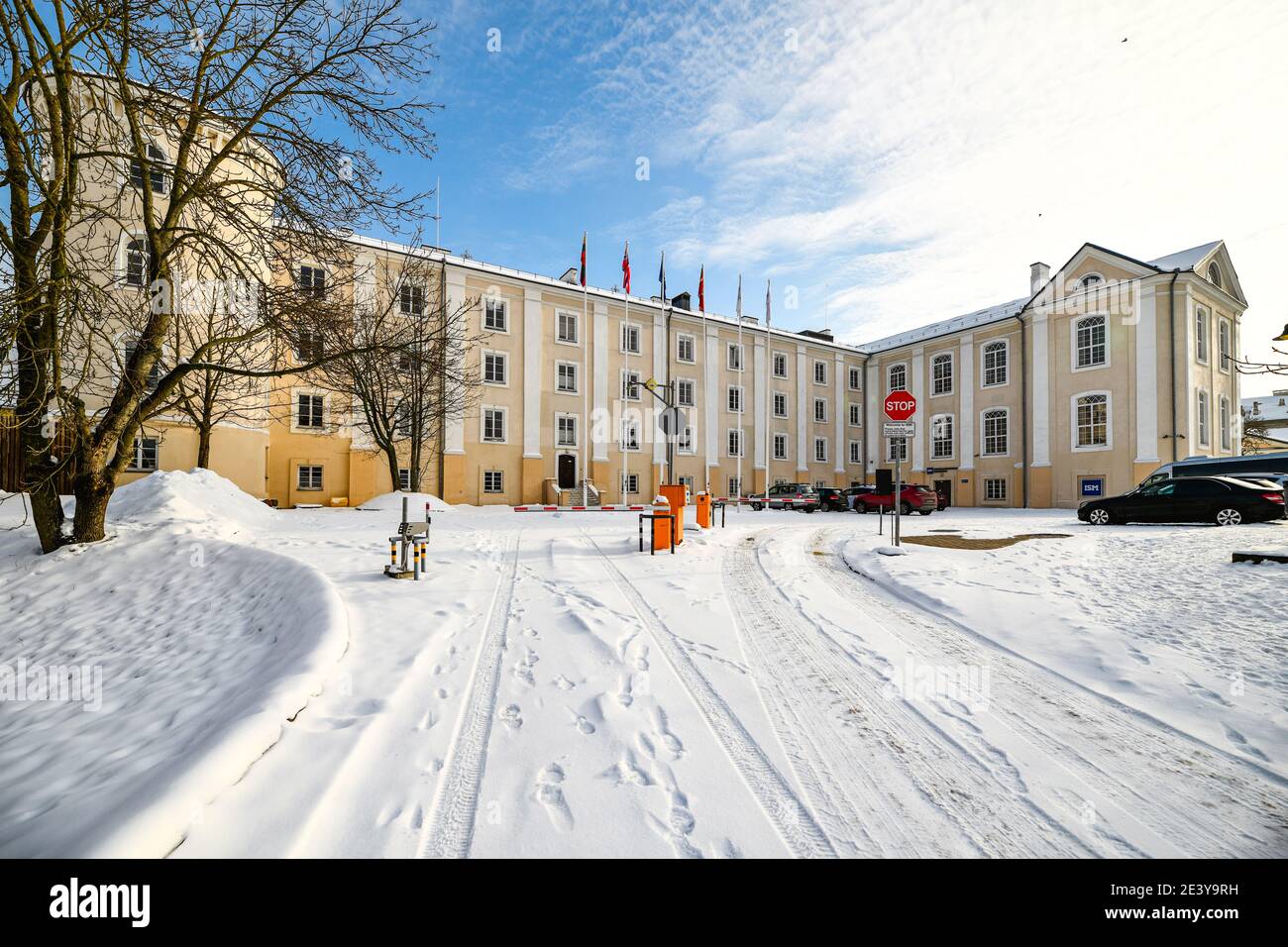 Ism university hi-res stock photography and images - Alamy