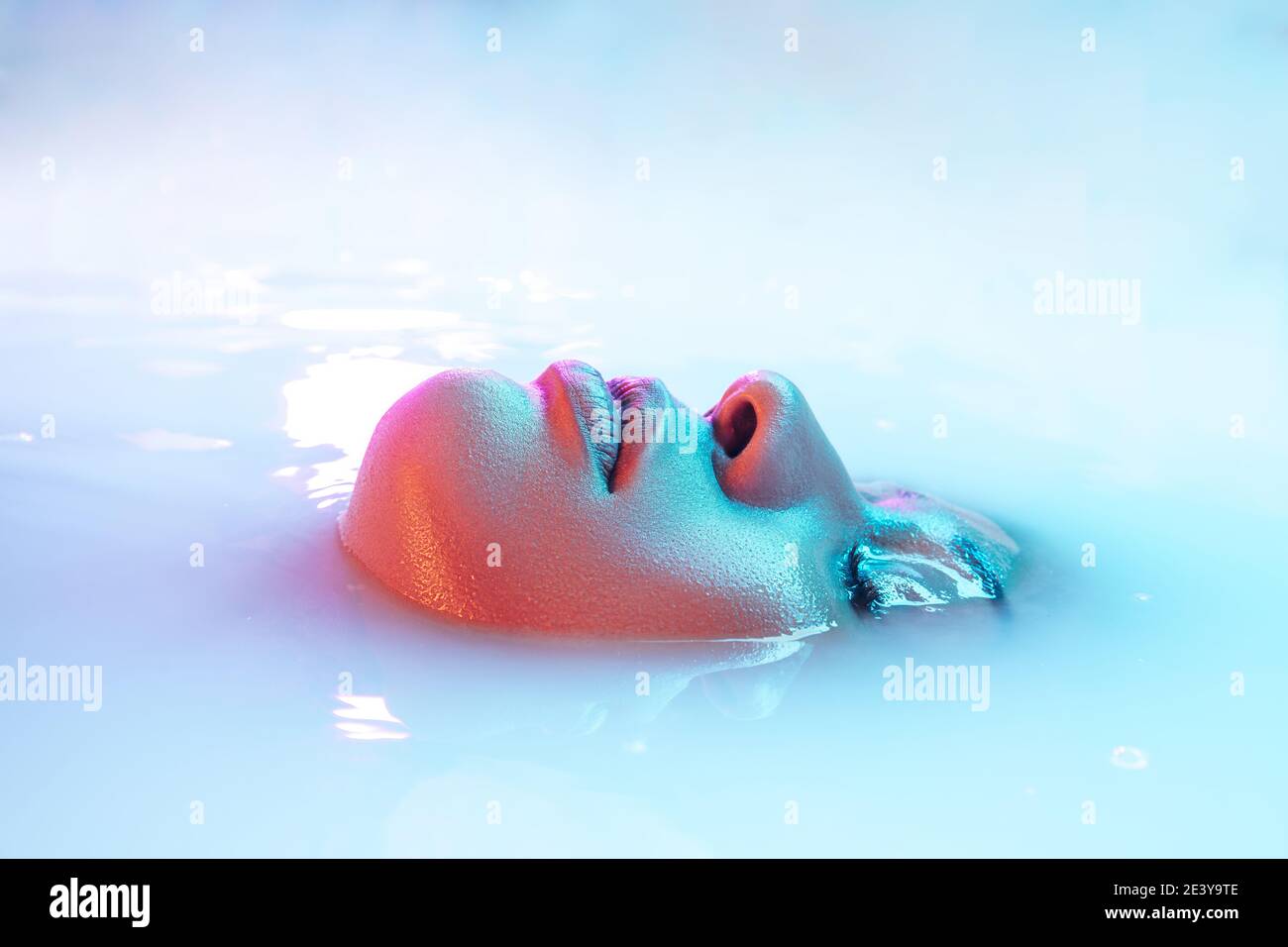 Woman drowning bath hi-res stock photography and images - Alamy