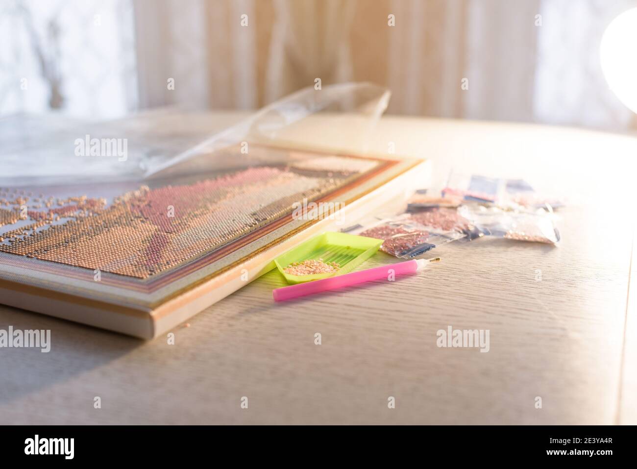 home hobby to draw a picture of rhinestones, multicolored diamond ...