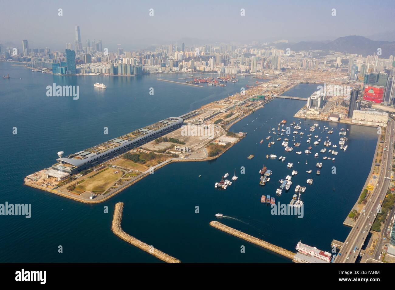 Kai tak cruise terminal hi-res stock photography and images - Alamy