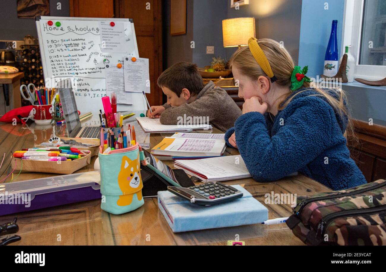 Twins school hi-res stock photography and images - Alamy