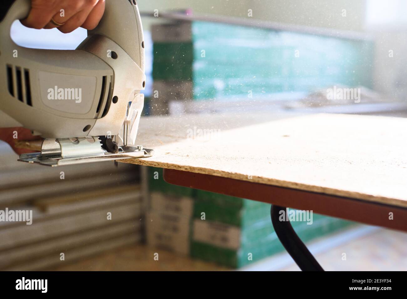 Sawing wooden plank jig saw hi-res stock photography and images - Alamy